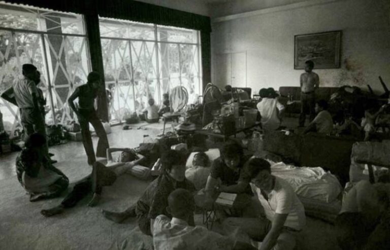 【170万人の虐殺】ポルポト政権が3年8カ月の間に行ったこと | JECSAカンボジア