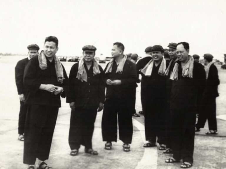 【170万人の虐殺】ポルポト政権が3年8カ月の間に行ったこと | JECSAカンボジア